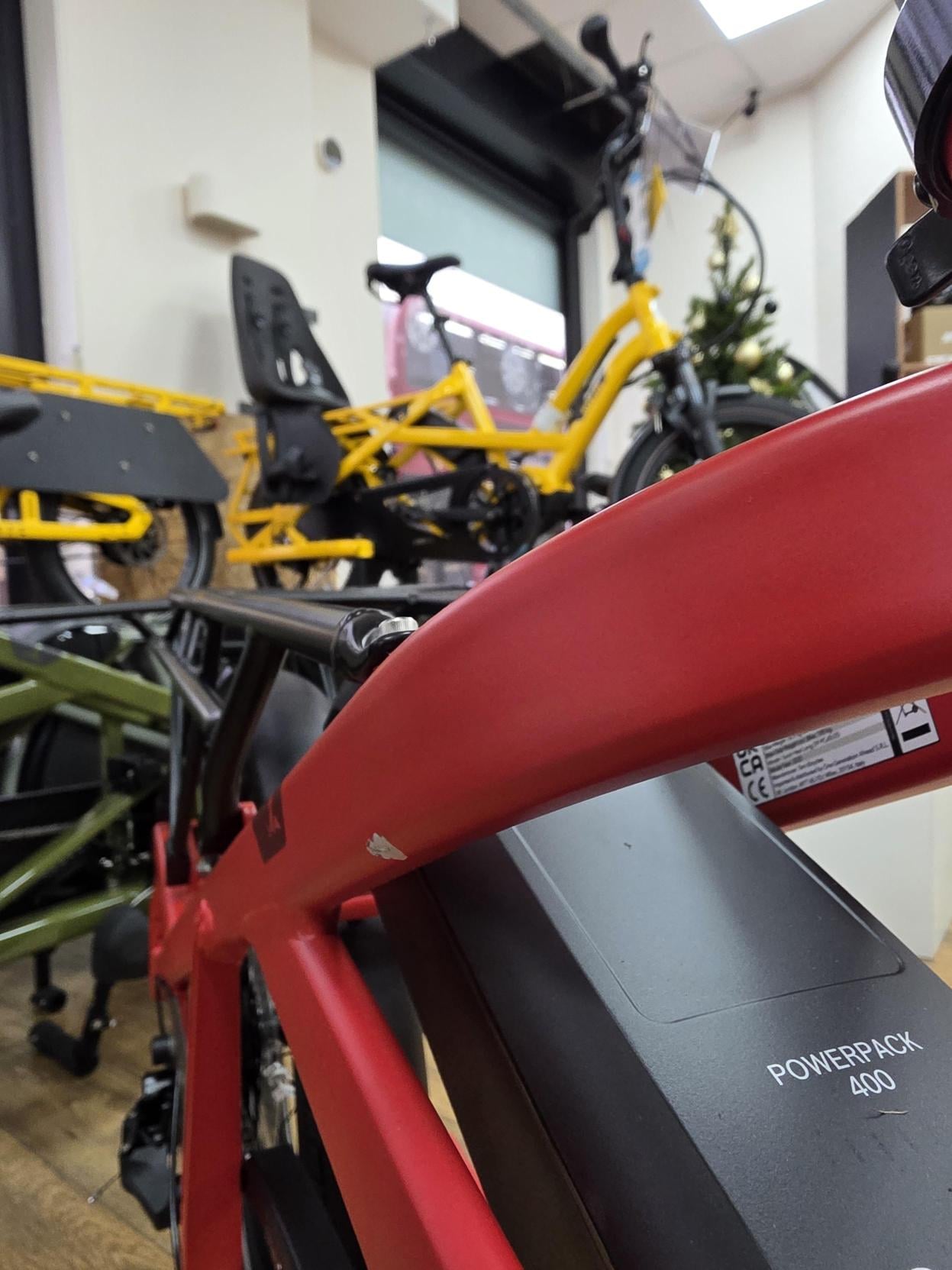 Almost Perfect Tern Quick Haul Long D9 400Wh Electric Cargo Bike In Satin Red